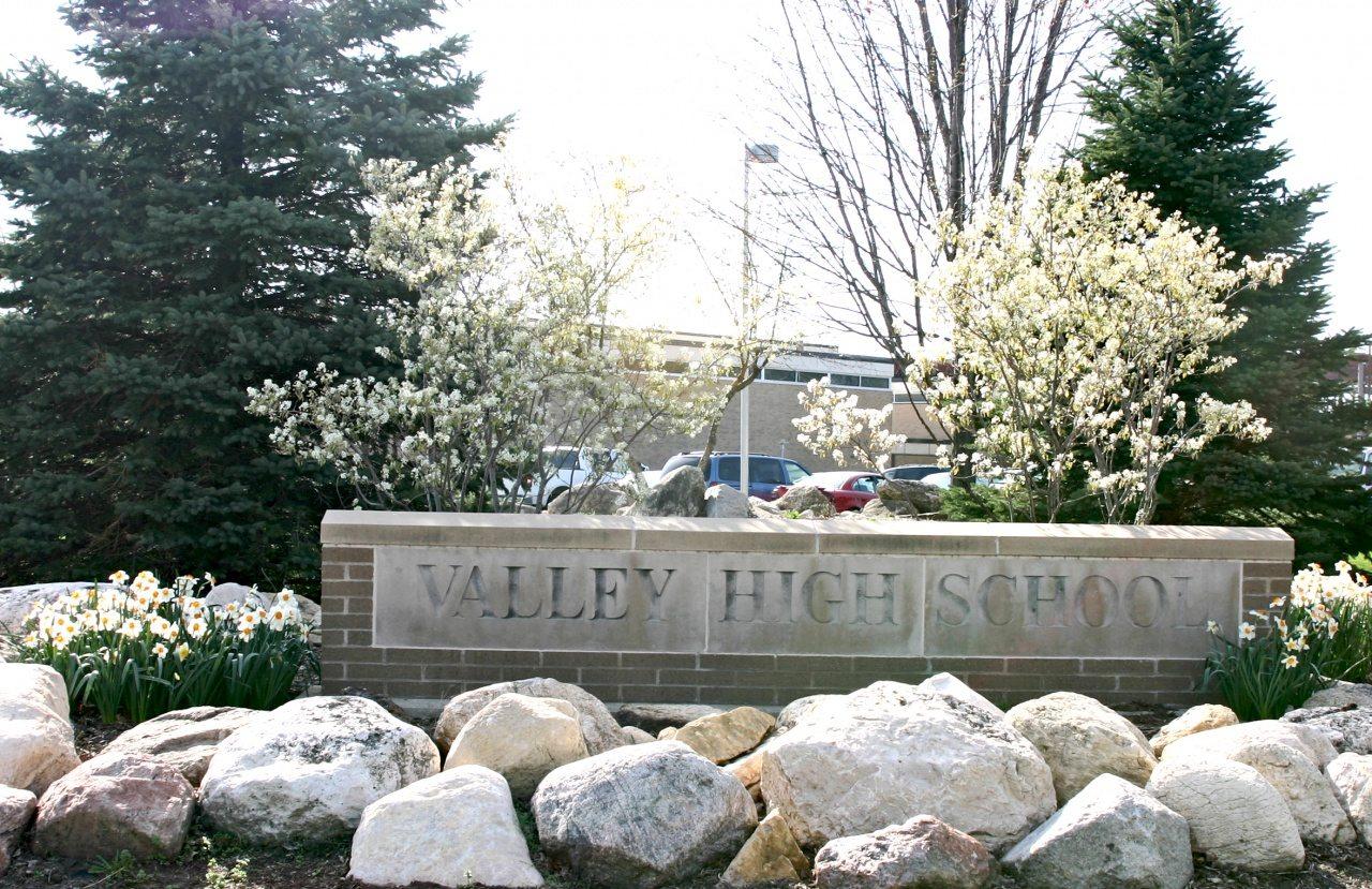 valley_sign - Ottumwa Radio