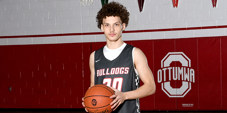 KKSI Athlete of the Week: Kase Hickman, Ottumwa Basketball - Ottumwa Radio