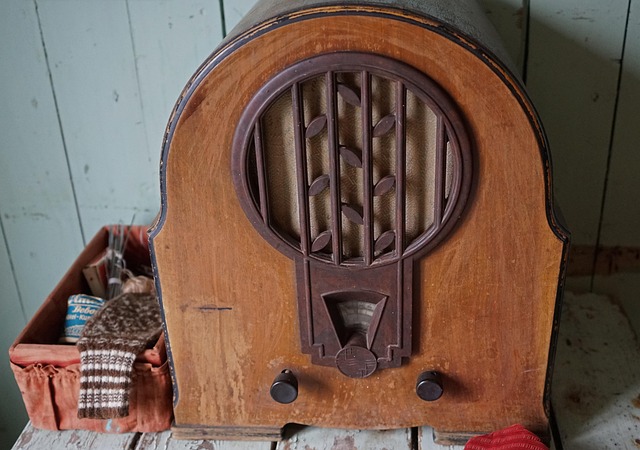 Tune Into The Past With Ottumwa Radio: The History of Anderson Erickson ...